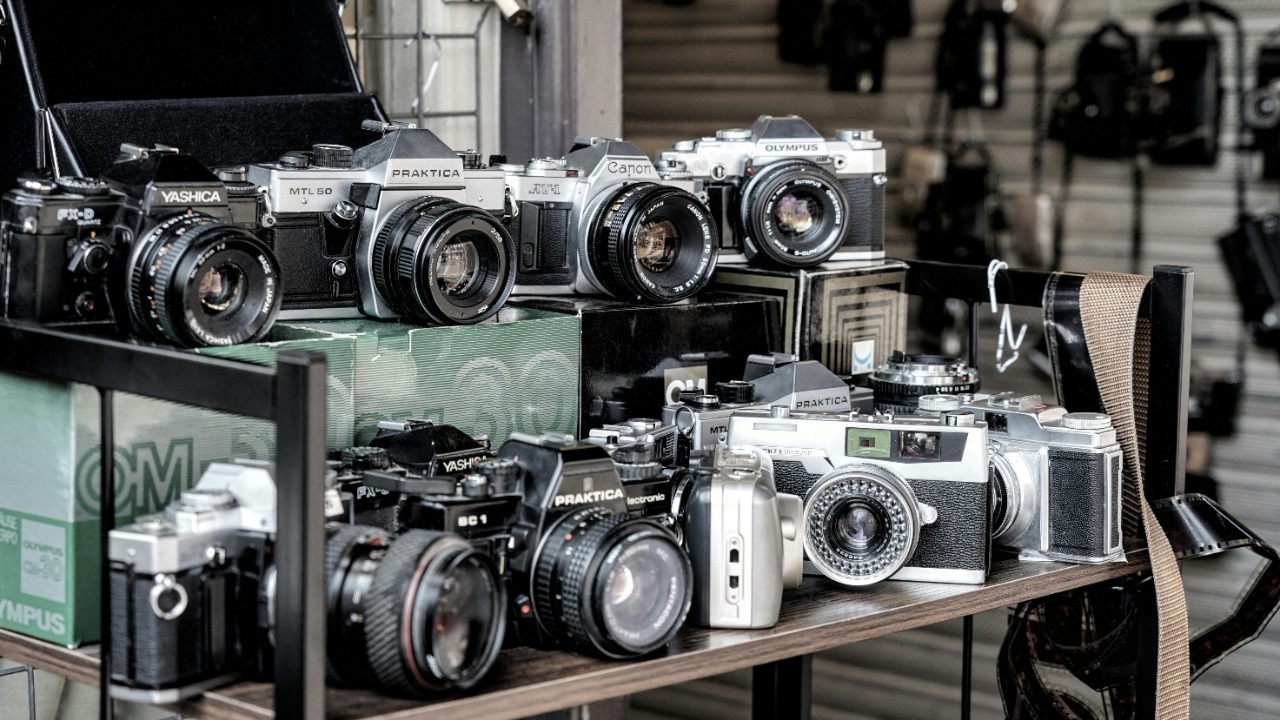 9 thrift electronics flipping for quick profits - The Daily Overview