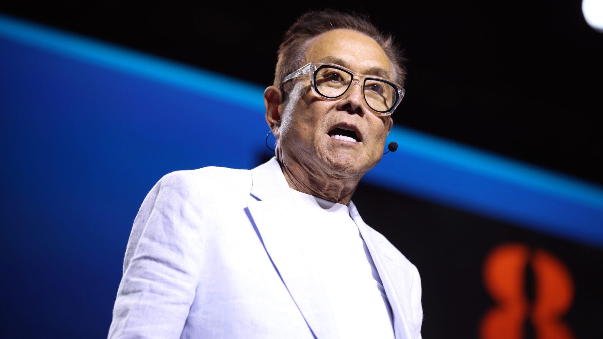 ‘Rich Dad Poor Dad’ guru Robert Kiyosaki waits for new Bitcoin, gold ...