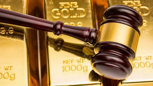 Gold surges as dollar tumbles after US Supreme Court tariff ruling ...
